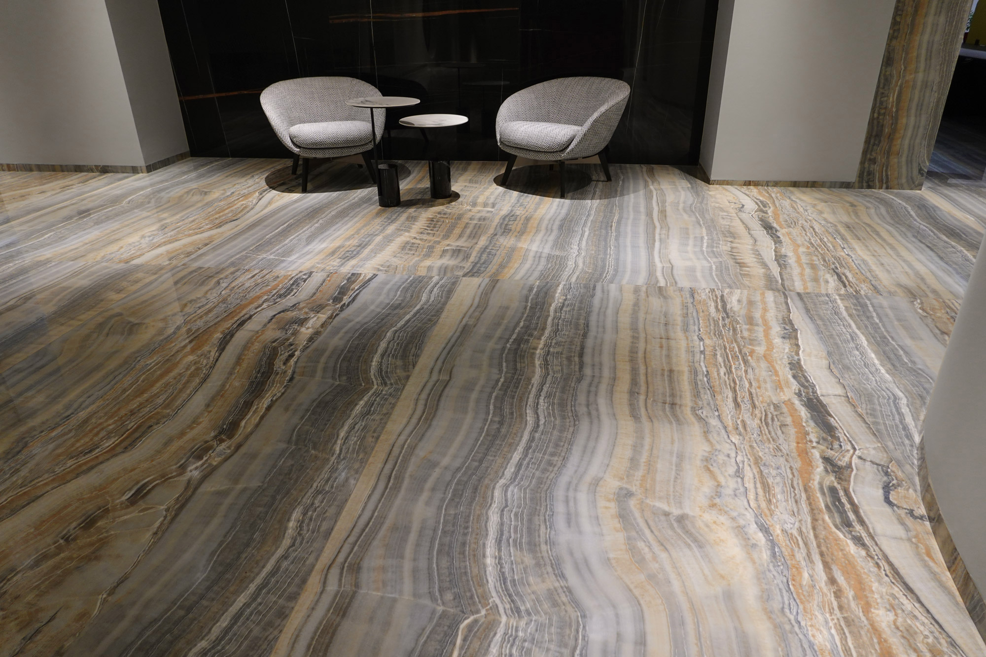 Ariostea Ultra Onici Grey Onyx Vein Cut Marble effect porcelain tiles ...