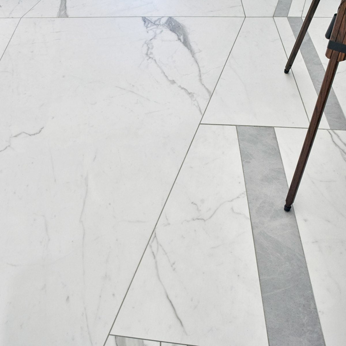 White 300 x 600 mm Marble effect porcelain tile | Marmi Classici ...