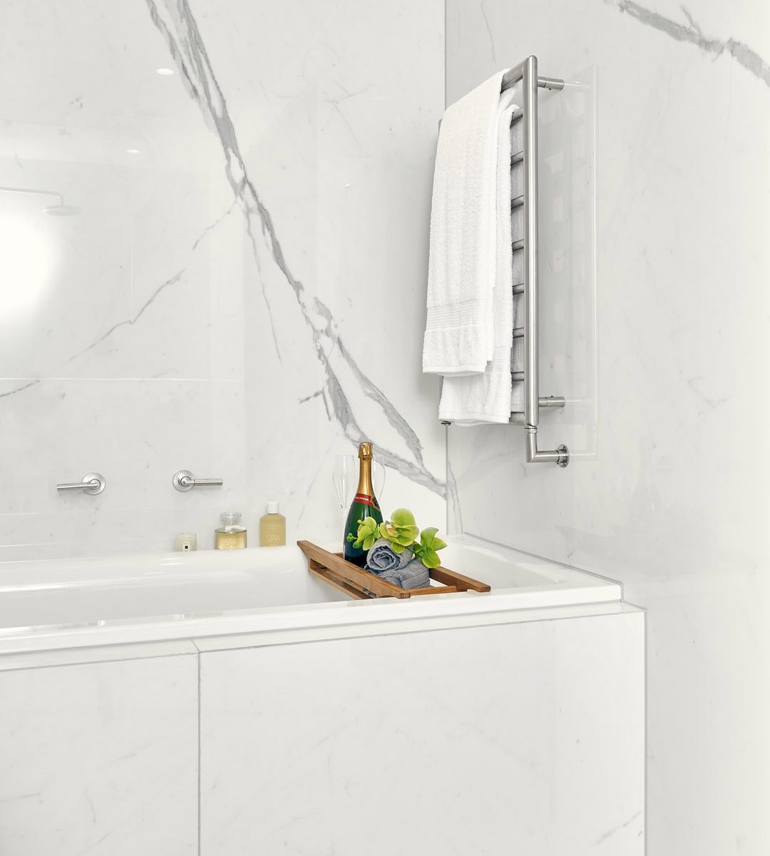 White 600 x 1200 mm Marble effect porcelain tile | Marmi Classici ...
