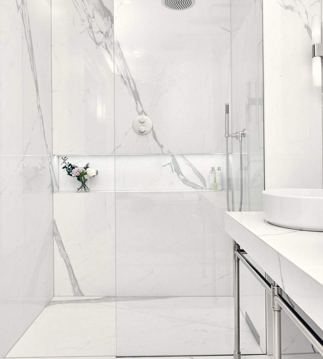 White 600 x 1200 mm Marble effect porcelain tile | Marmi Classici ...