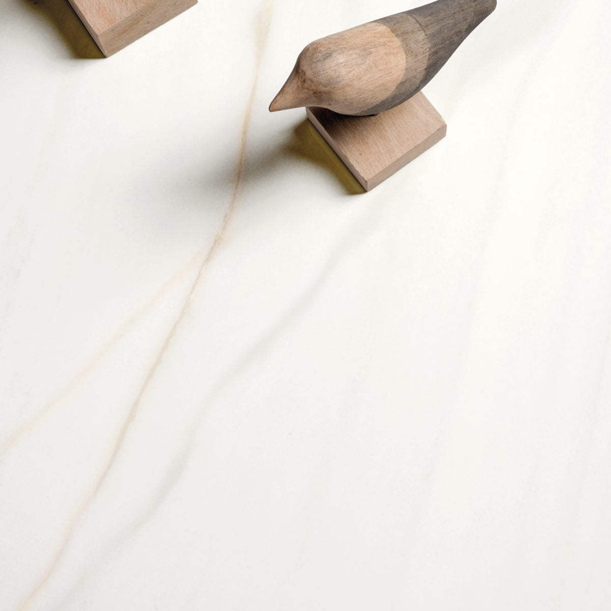 White 600 x 600 mm Marble effect porcelain tile | Marmi Classici Bianco ...